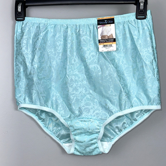 Vanity Fair | Intimates & Sleepwear | Vintage New Vanity Fair Perfectly ...
